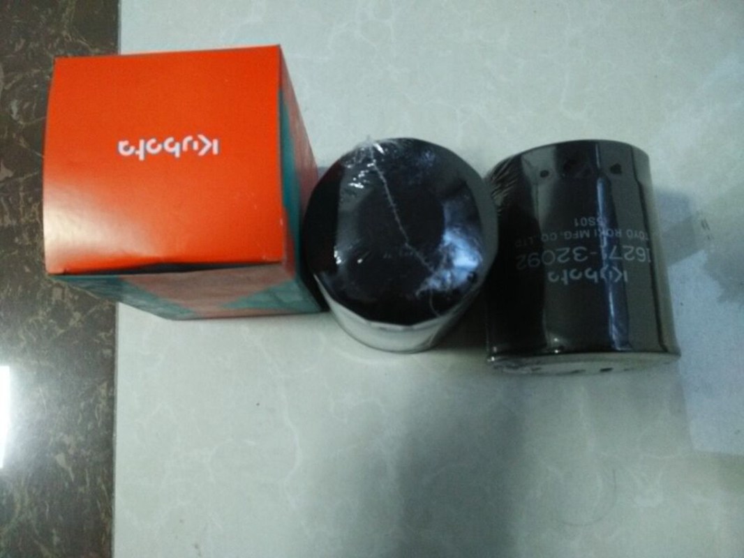 Kubota Excavator / Harvester 16271-32092 Lubriing Oil Filter Kubota Oil ...